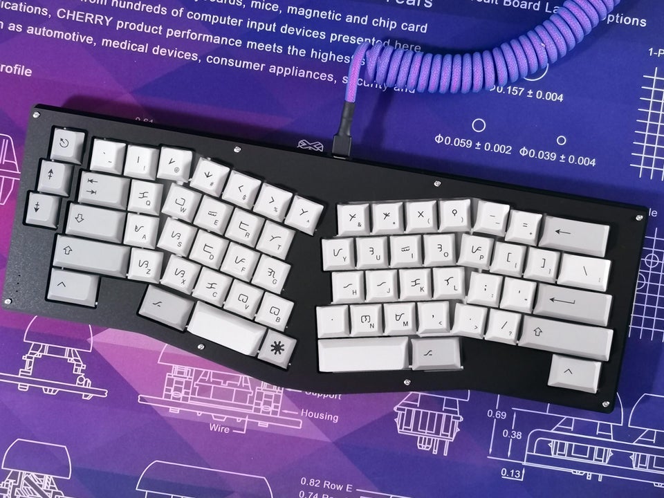 Are Ergonomic Keyboards Worth It? – The Tech Frontier